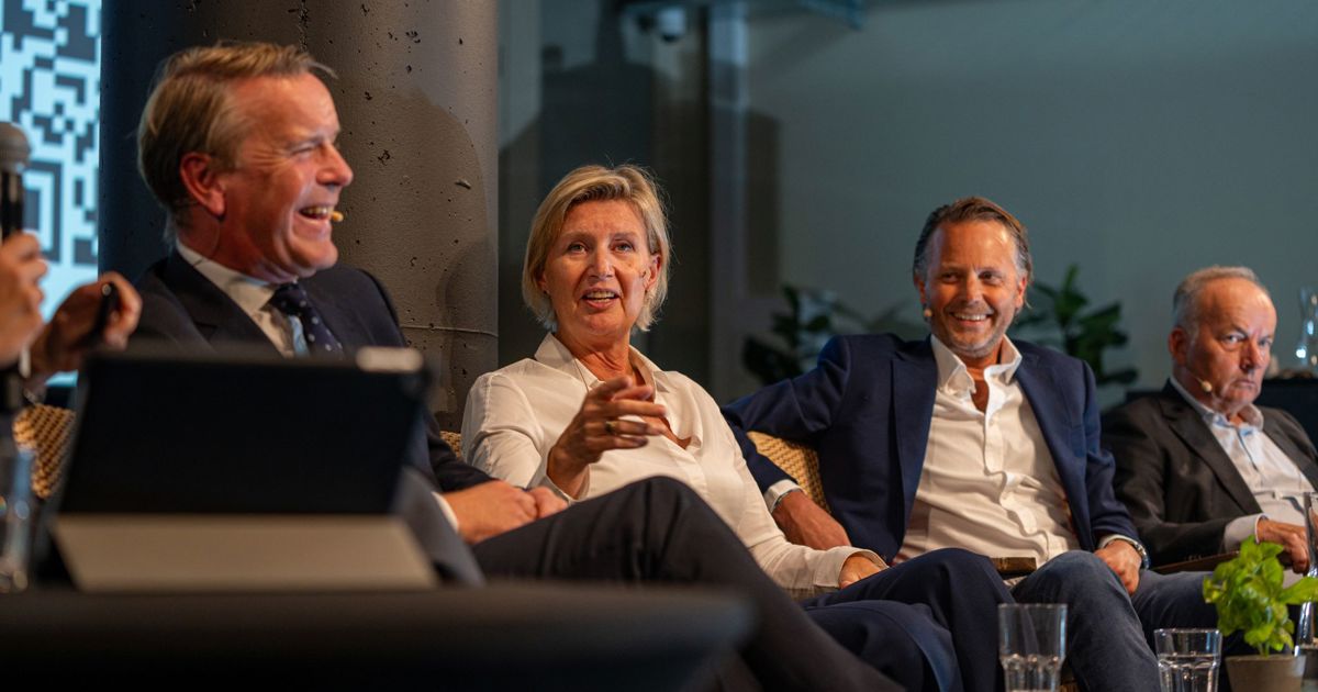 Lars H. Barstad took the stage at the YoungShip Oslo ShopCon24 ...
